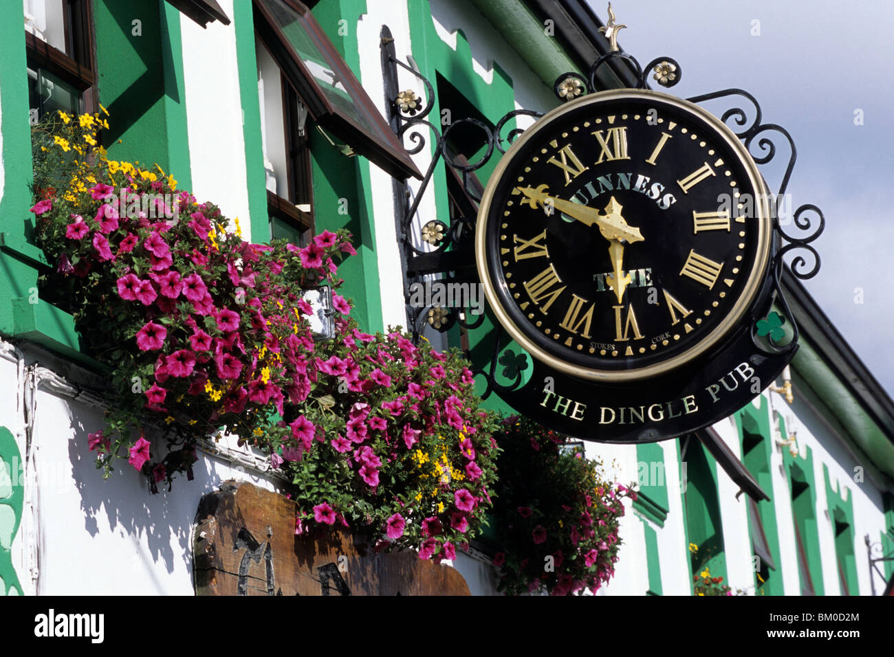 It's Guinness Time, The Dingle Pub, Dingle, County Kerry, Ireland Stock ...