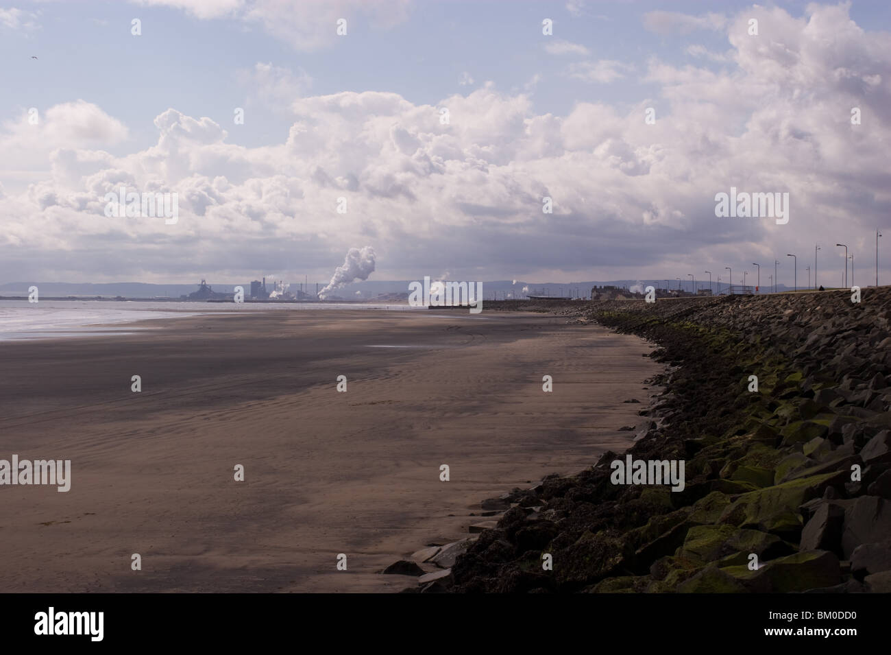 Seaton carew beach industry hi-res stock photography and images - Alamy
