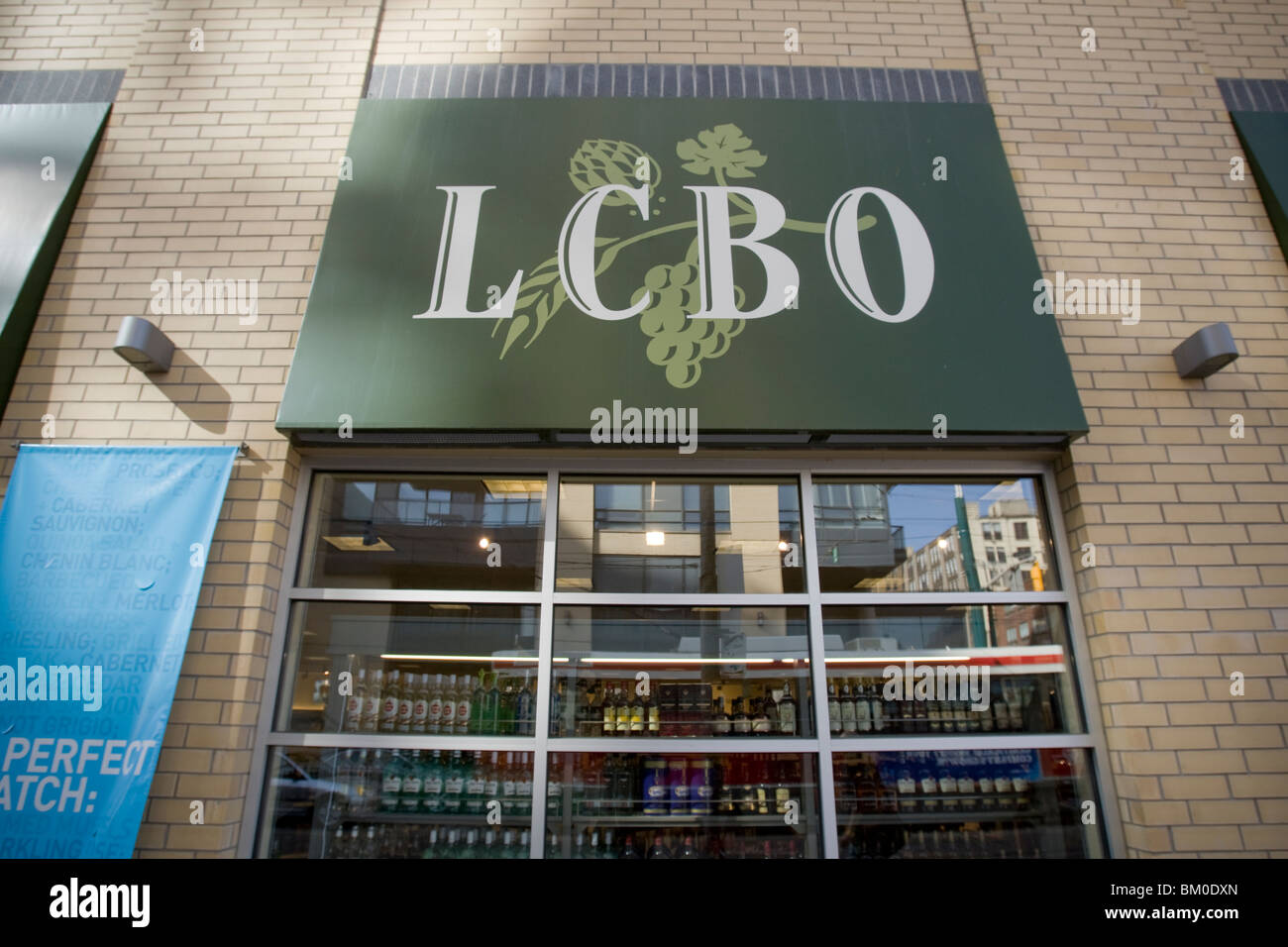 Lcbo hi-res stock photography and images - Alamy