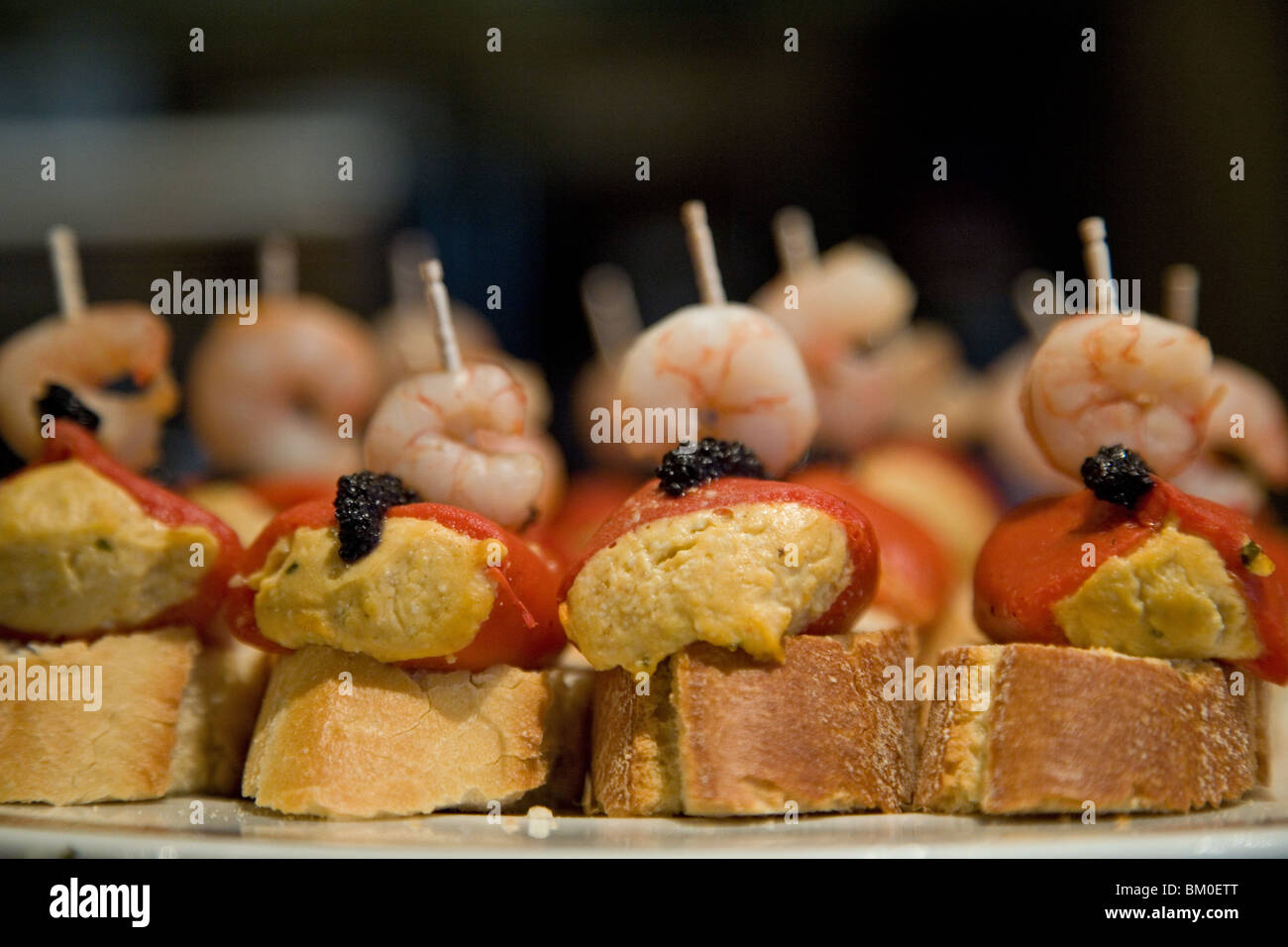 Spanish traditional restaurant hi-res stock photography and images - Alamy