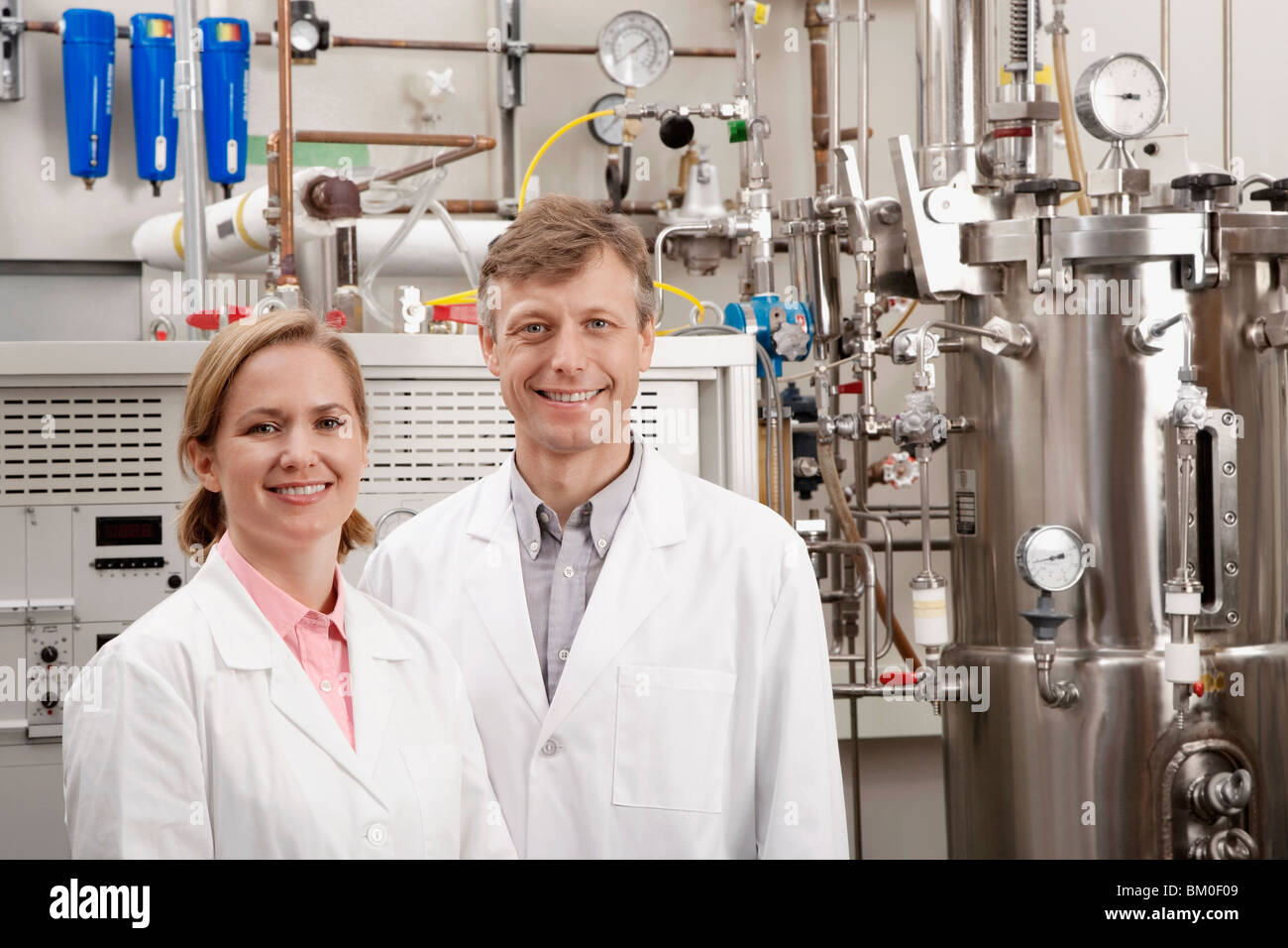 The doctors laboratory hi-res stock photography and images - Alamy