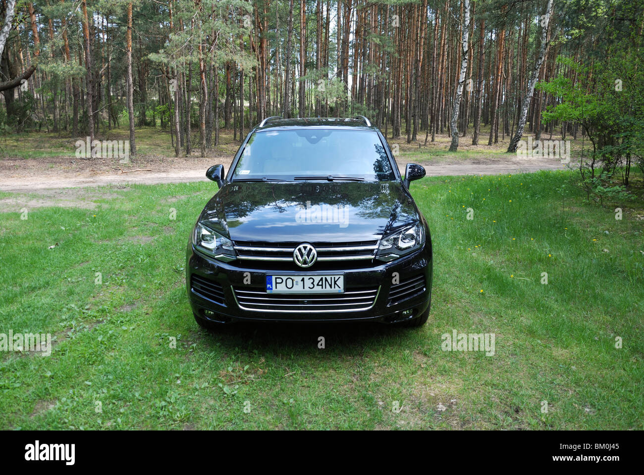 Frontal front low view hi-res stock photography and images - Alamy