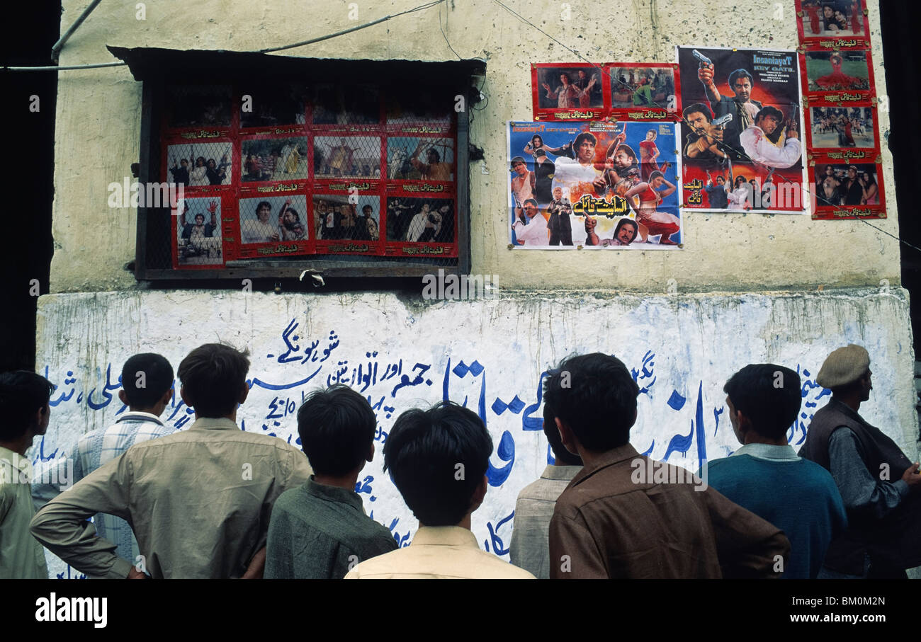 Film posters of pakistan hi-res stock photography and images - Alamy