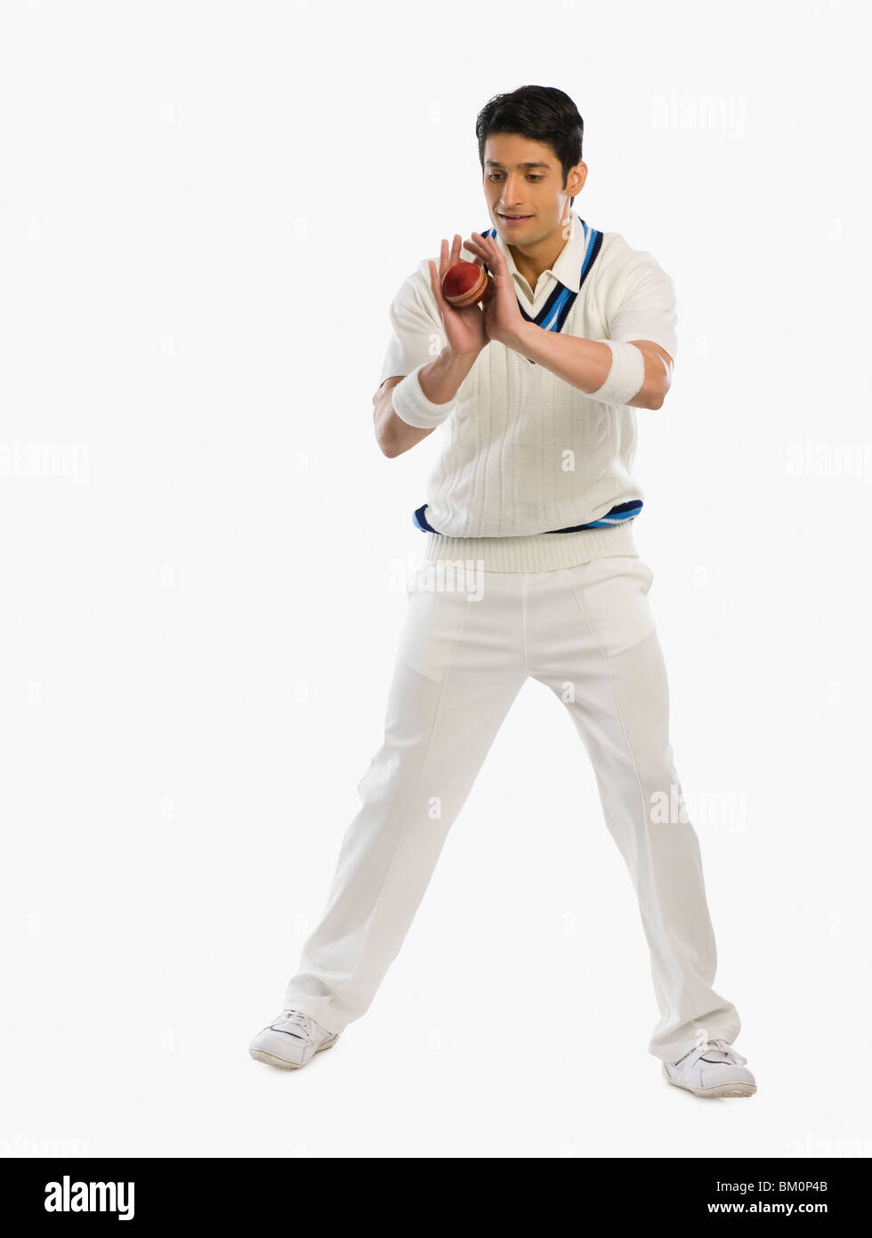 Cricket player full uniform hi-res stock photography and images - Alamy