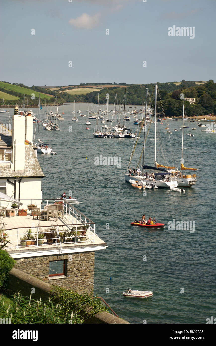 Sailing in salcombe estuary hi-res stock photography and images - Alamy