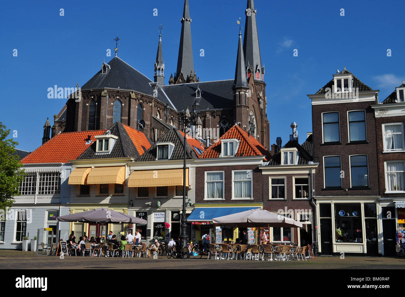 Dutch square hi-res stock photography and images - Alamy