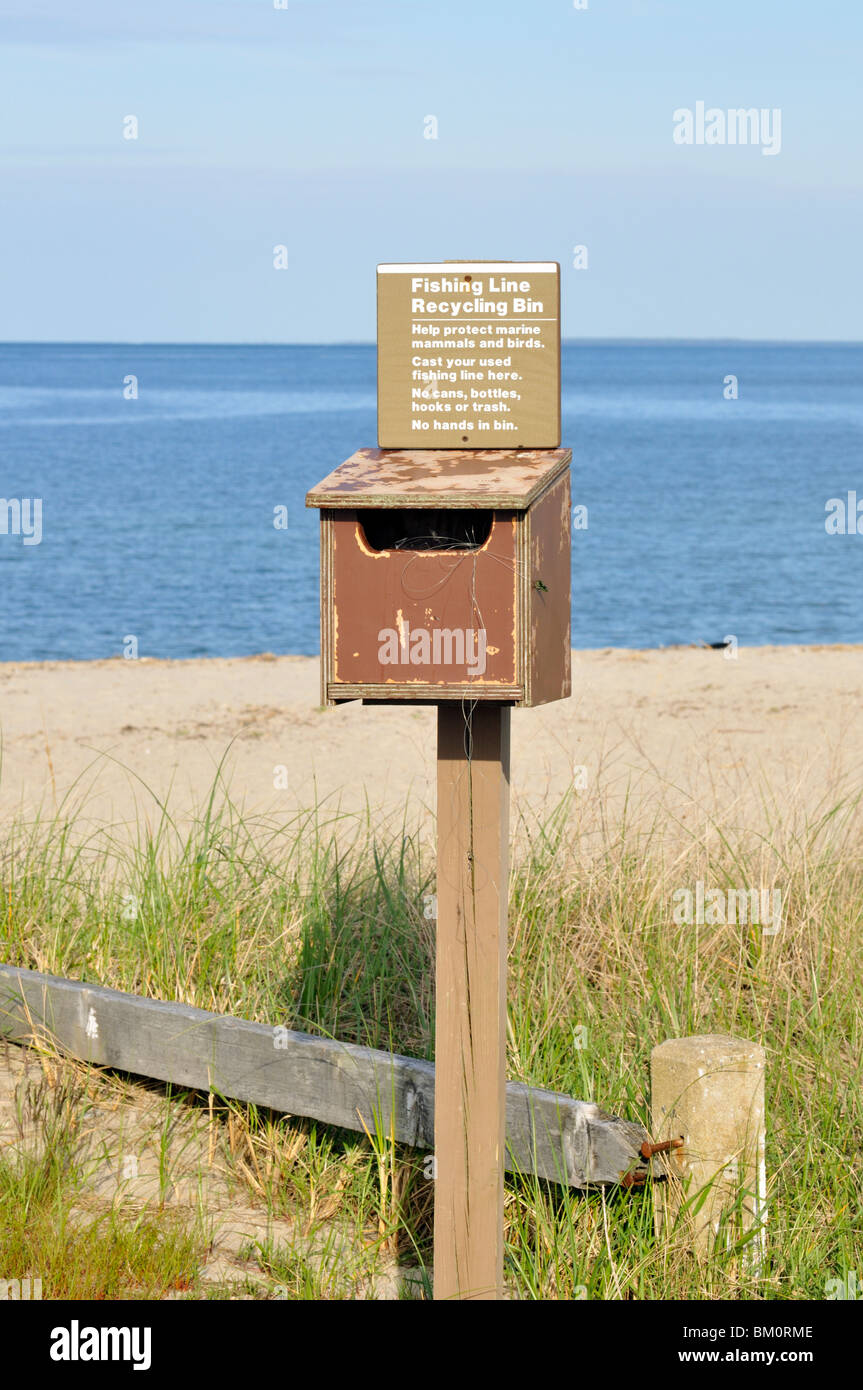 Recycling bins on beach hi-res stock photography and images - Alamy