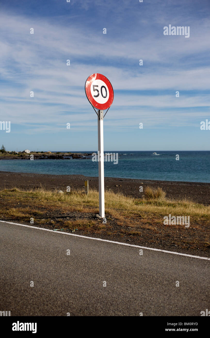 50 kph hi-res stock photography and images - Alamy