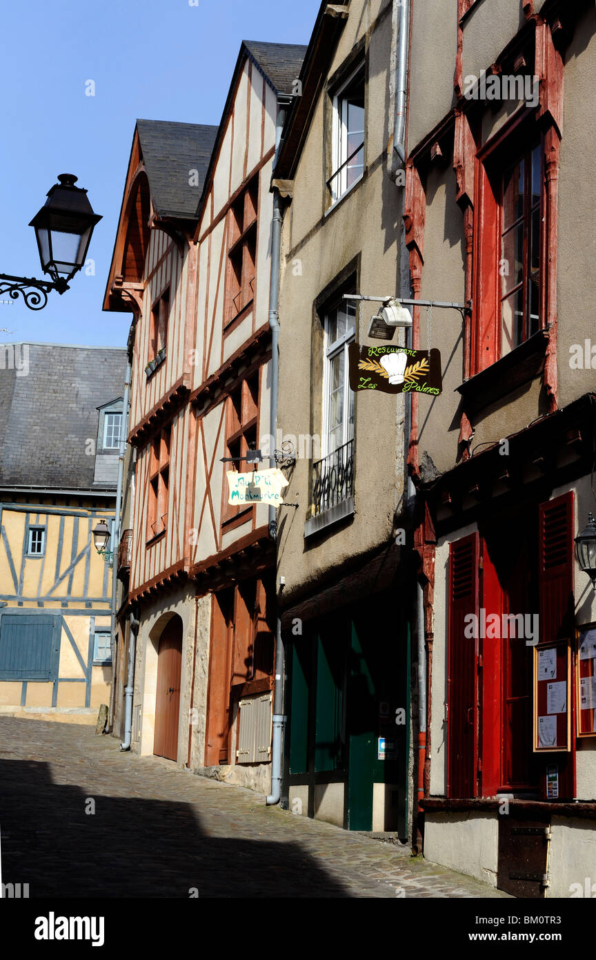 Old town of le mans hi-res stock photography and images - Alamy