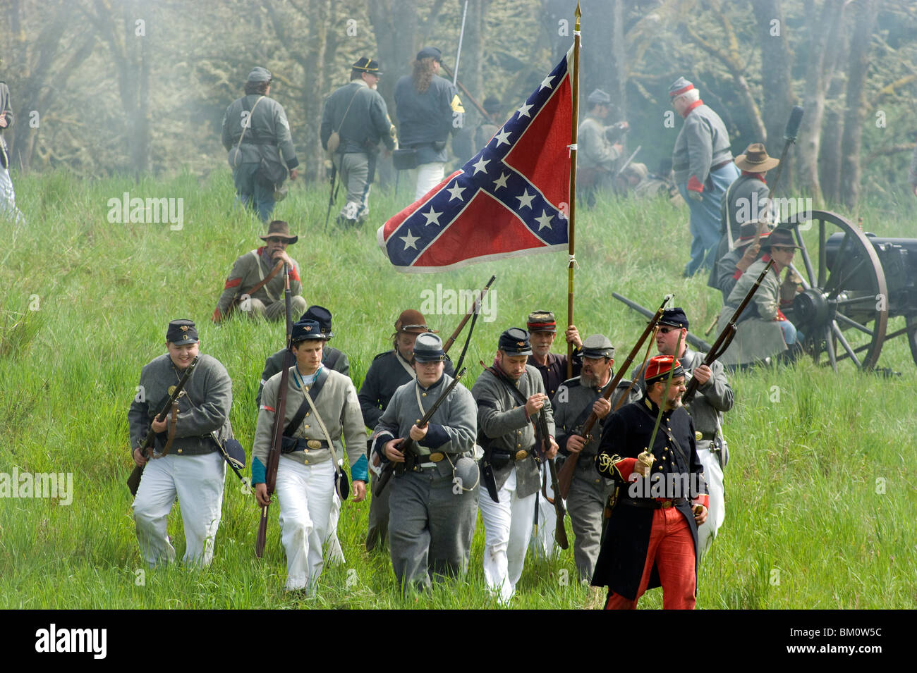 Confederate soldiers fighting hi-res stock photography and images - Alamy
