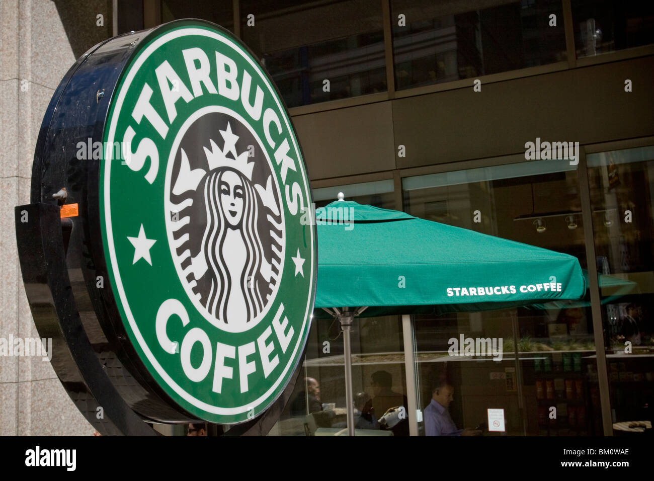 Starbucks canada logo hi-res stock photography and images - Alamy