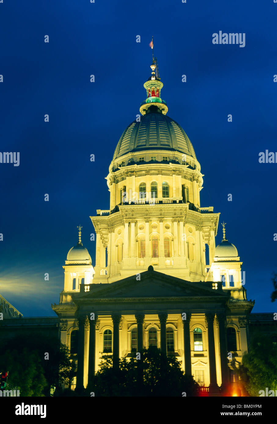 Lit structure hi-res stock photography and images - Alamy