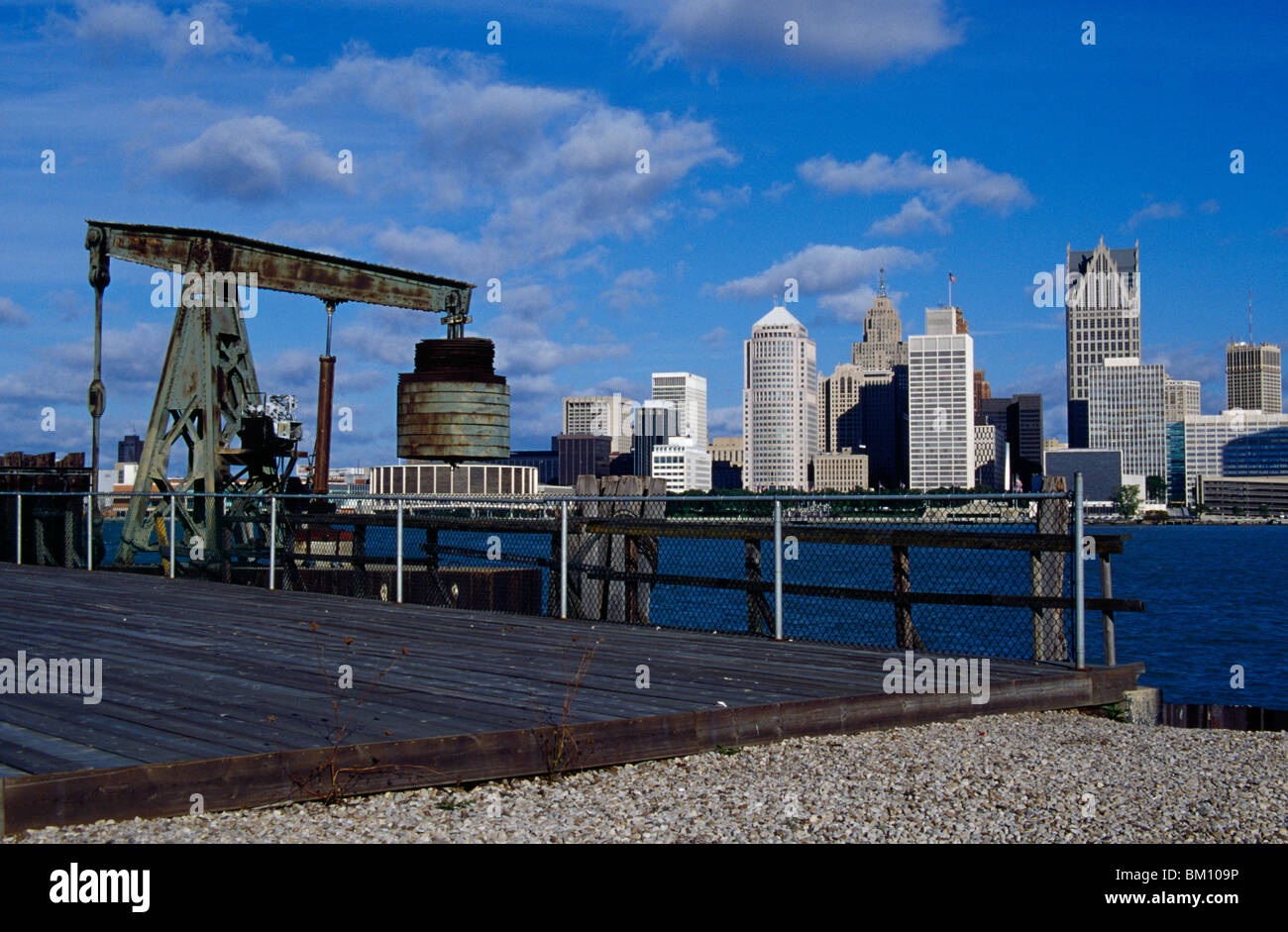 Detroit harbor hi-res stock photography and images - Alamy