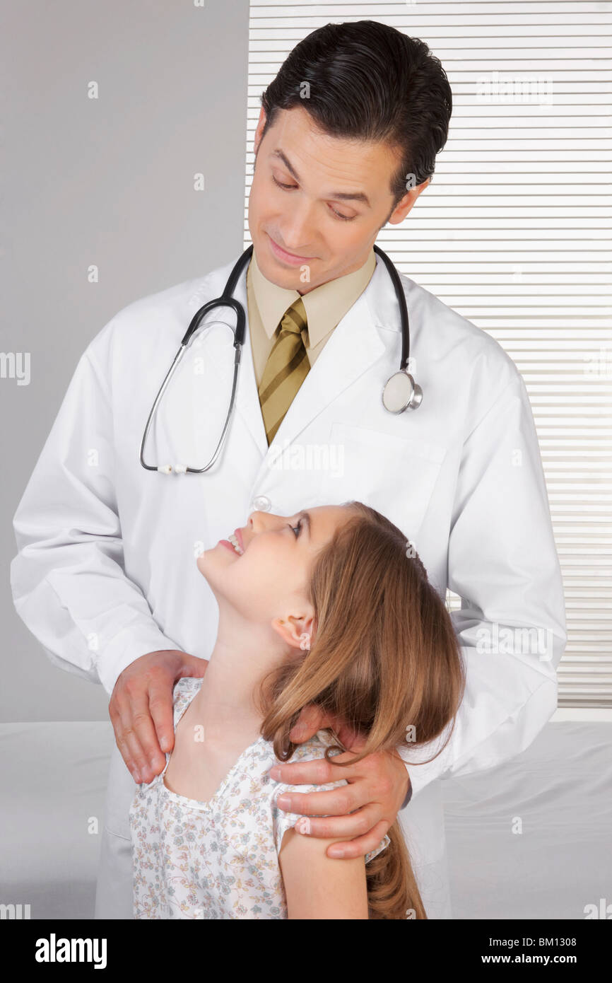 Tween doctor hi-res stock photography and images - Alamy