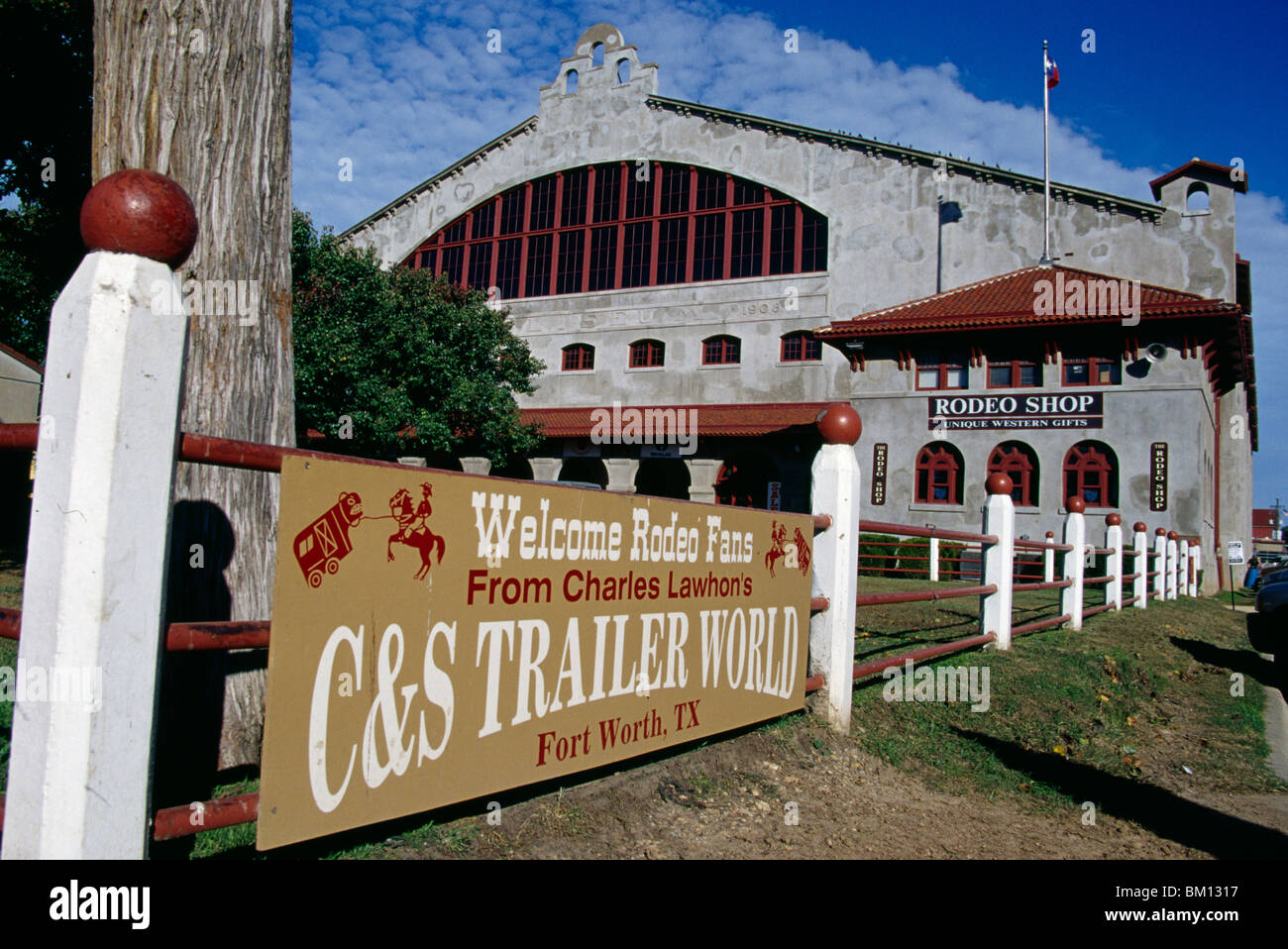 Cowtown coliseum hi-res stock photography and images - Alamy