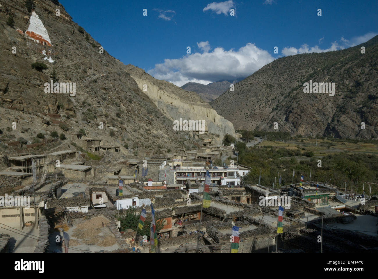 Rooves of houses, Marpha Village, Annapurna Circuit, Nepal Stock Photo ...
