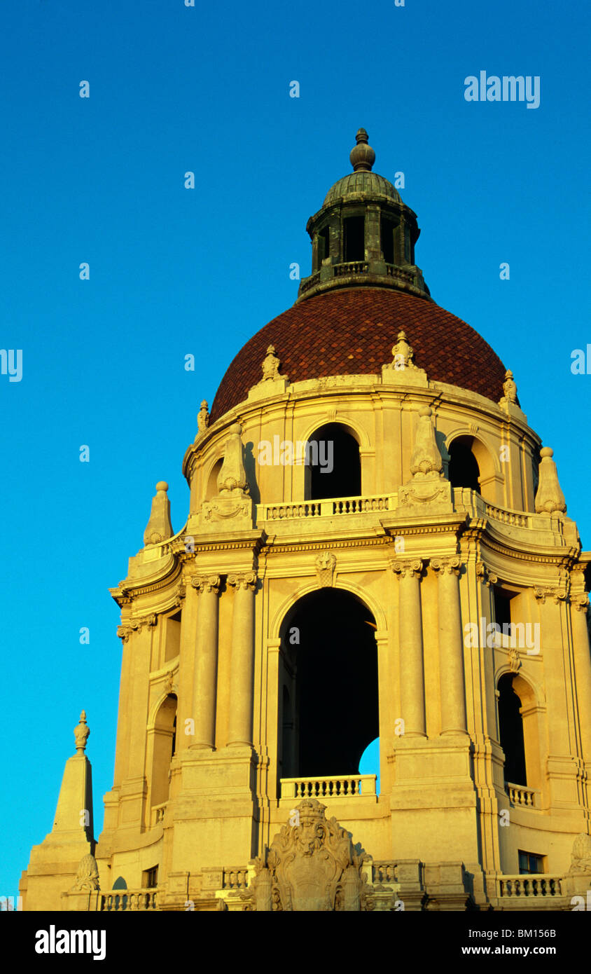 Pasadena dome city hall hi-res stock photography and images - Alamy