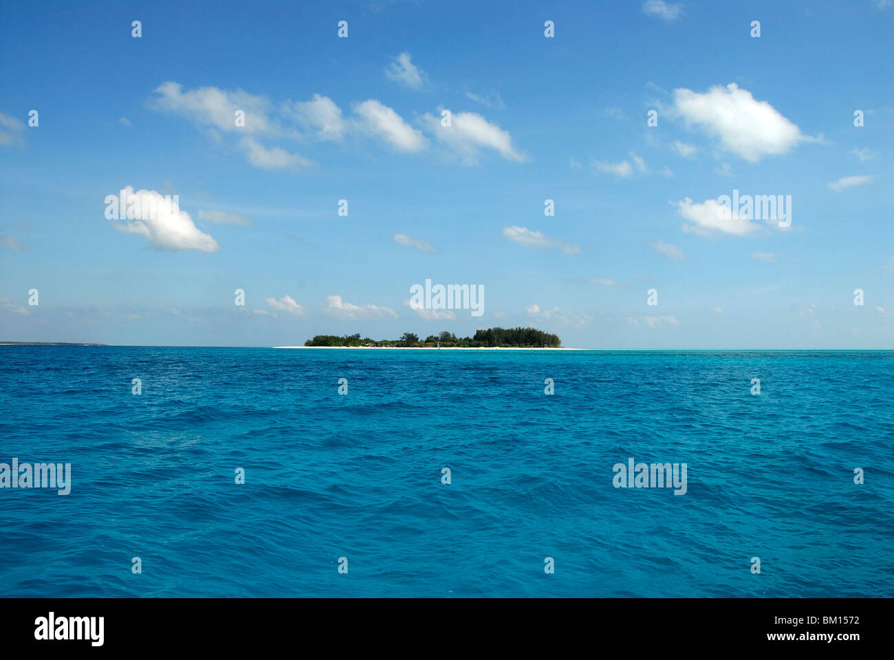 Mnemba atoll hi-res stock photography and images - Alamy