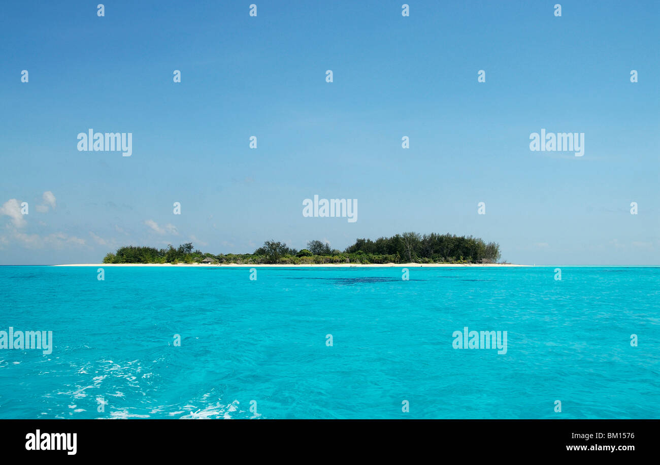 Mnemba atoll hi-res stock photography and images - Alamy