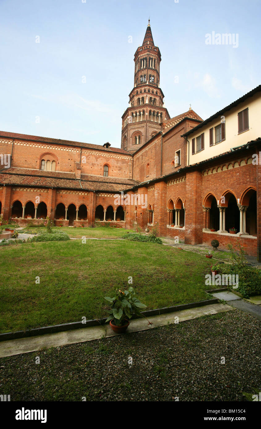 Abbazia di Chiaravalle abbey, Chiaravalle Milanese, Lombardy, Italy ...