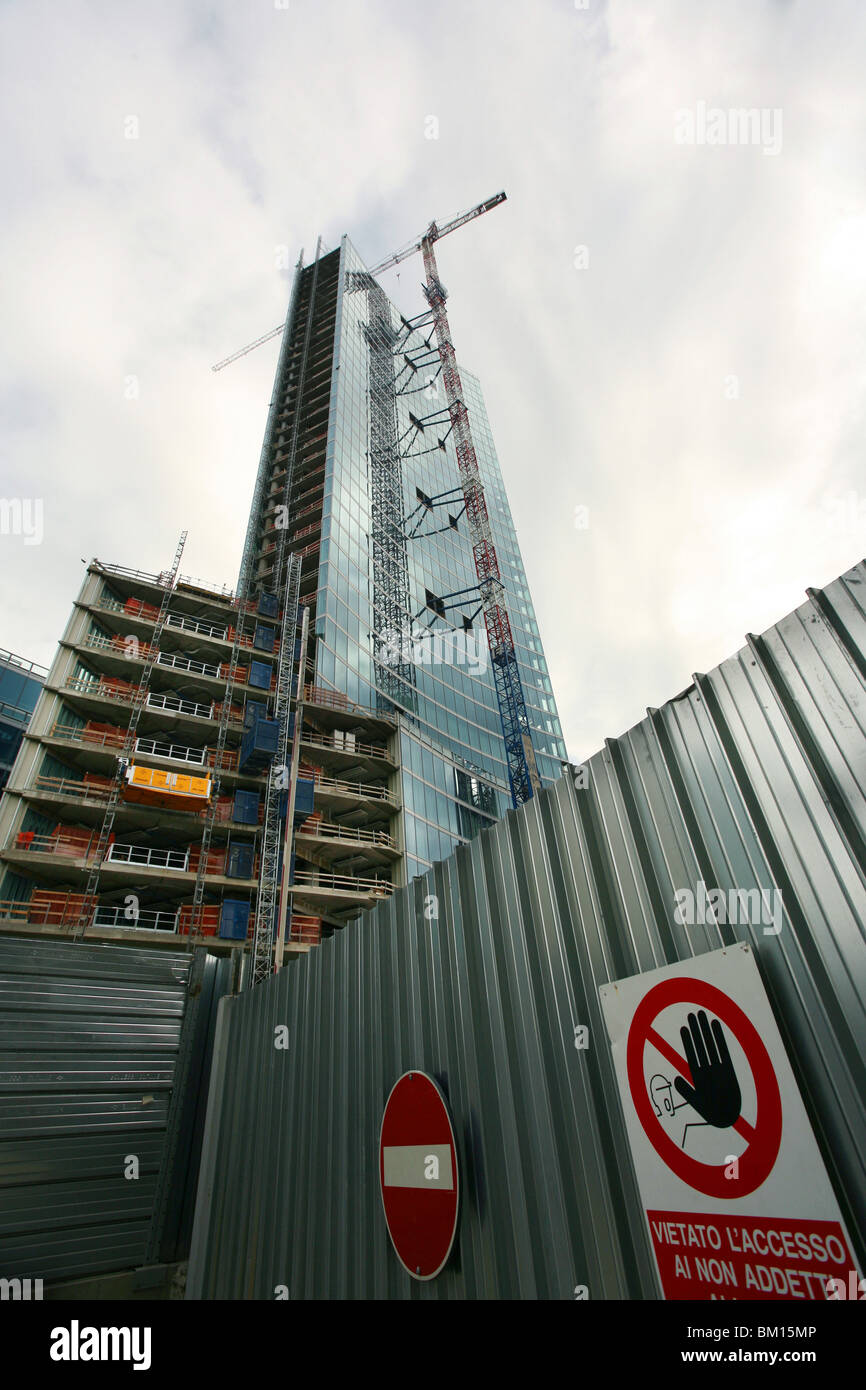 The new Palace of Regione Lombardia building site, Isola area, Milan ...