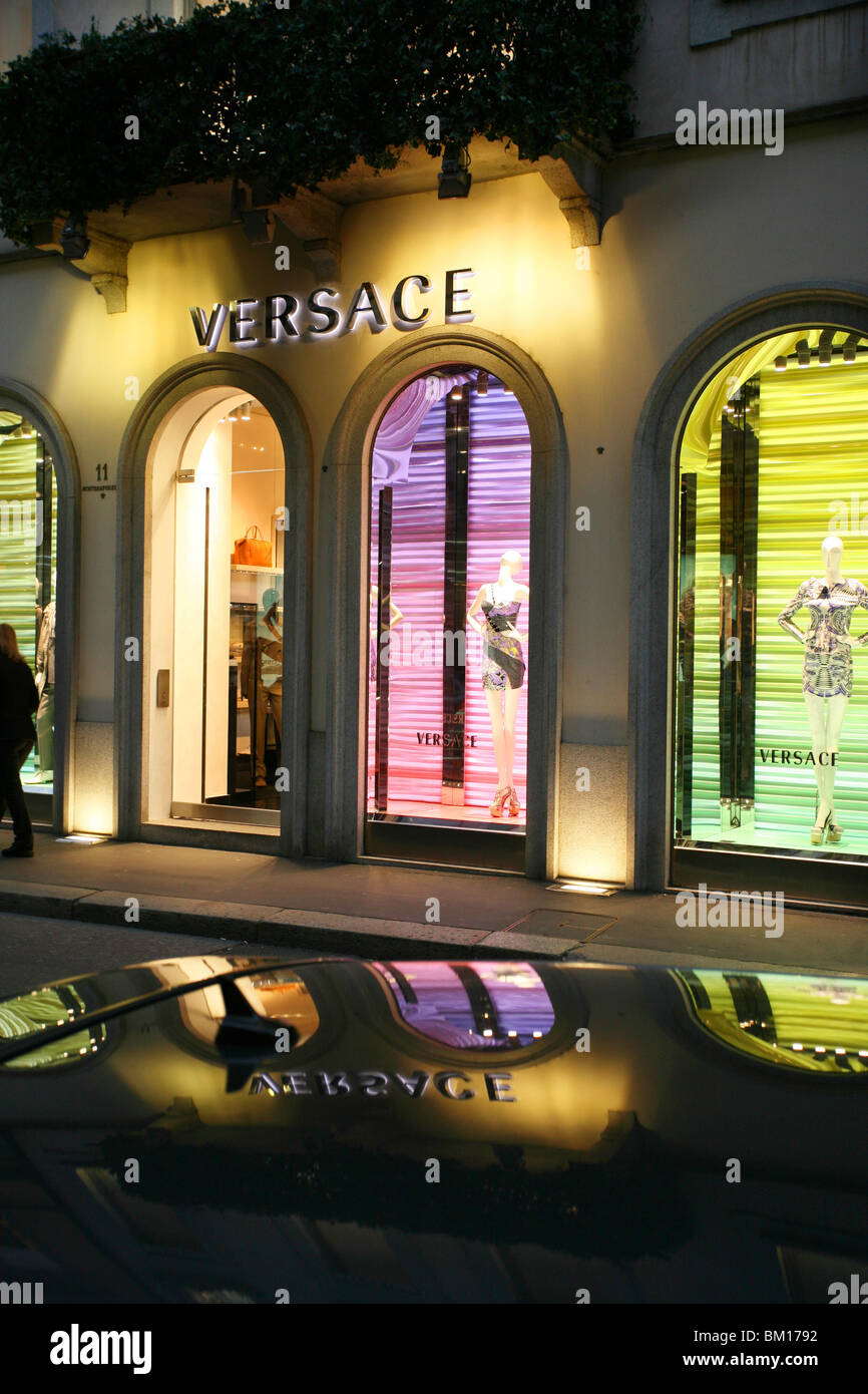 Versace fashion shop, Via Monte Napoleone 2 street, Milan, Italy ...
