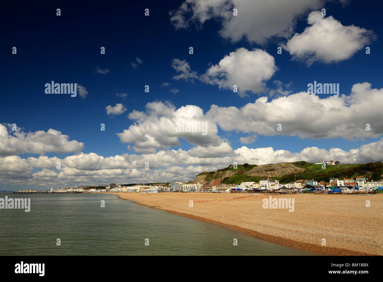 Hastings seafront hi-res stock photography and images - Alamy