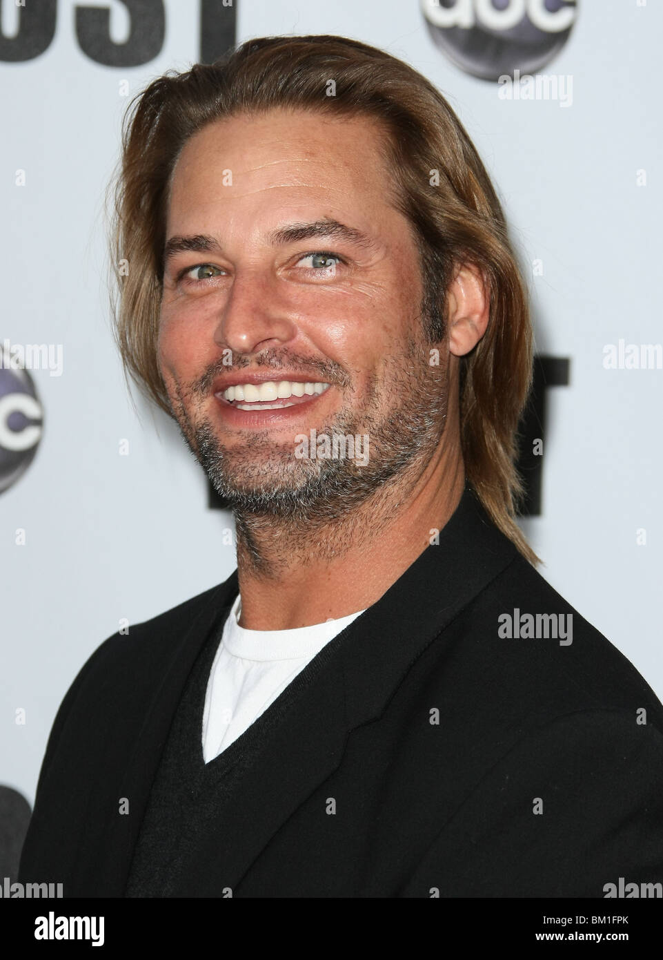 JOSH HOLLOWAY LOST LIVE: THE FINAL CELEBRATION. CONCERT OF THE MUSIC ...
