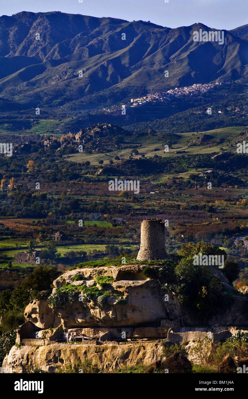 Landscape, Castiglione di Sicilia village, Catania, Sicily, Italy ...