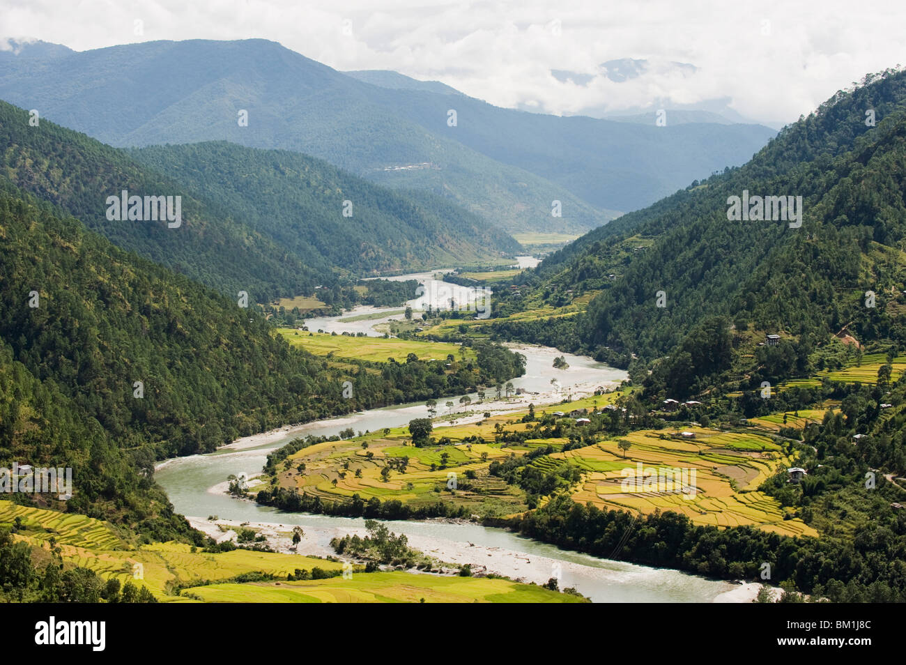 Bhutan mountains hi-res stock photography and images - Alamy