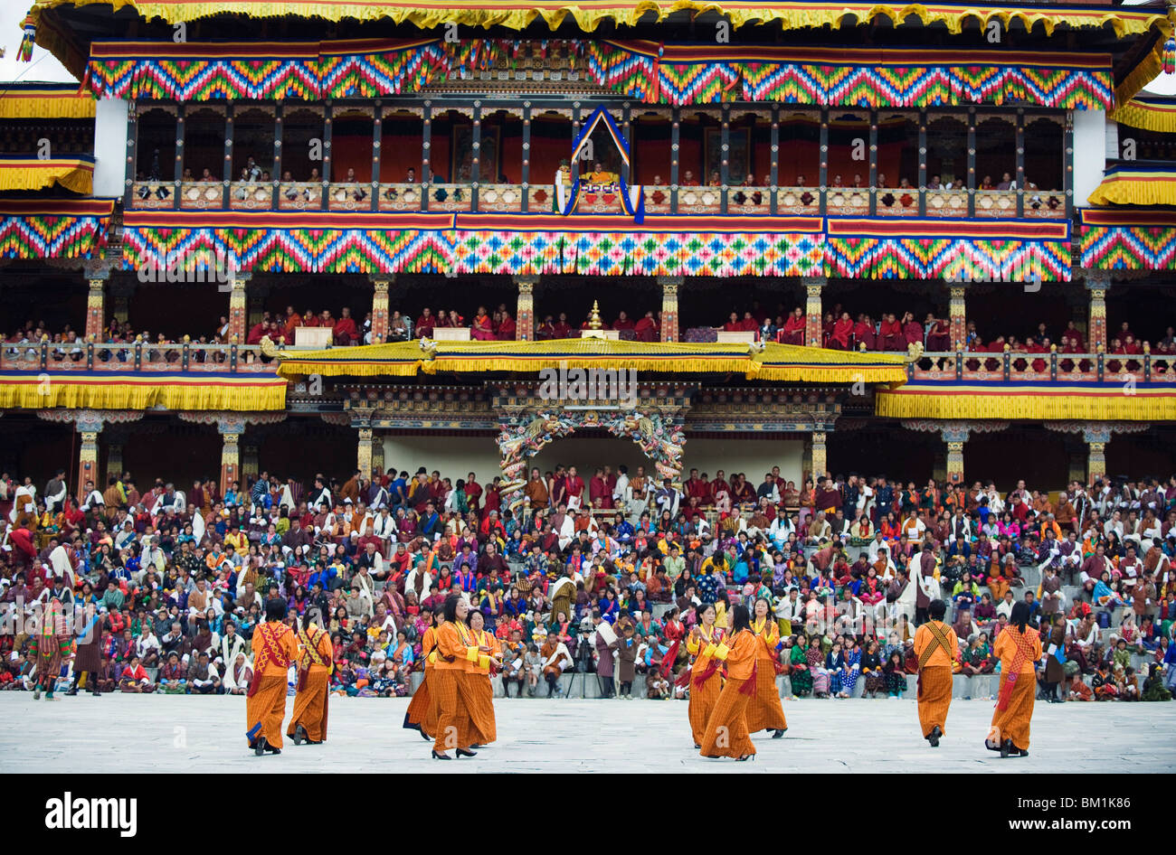 Dancers in traditional costume, Autumn Tsechu (festival) at Trashi ...