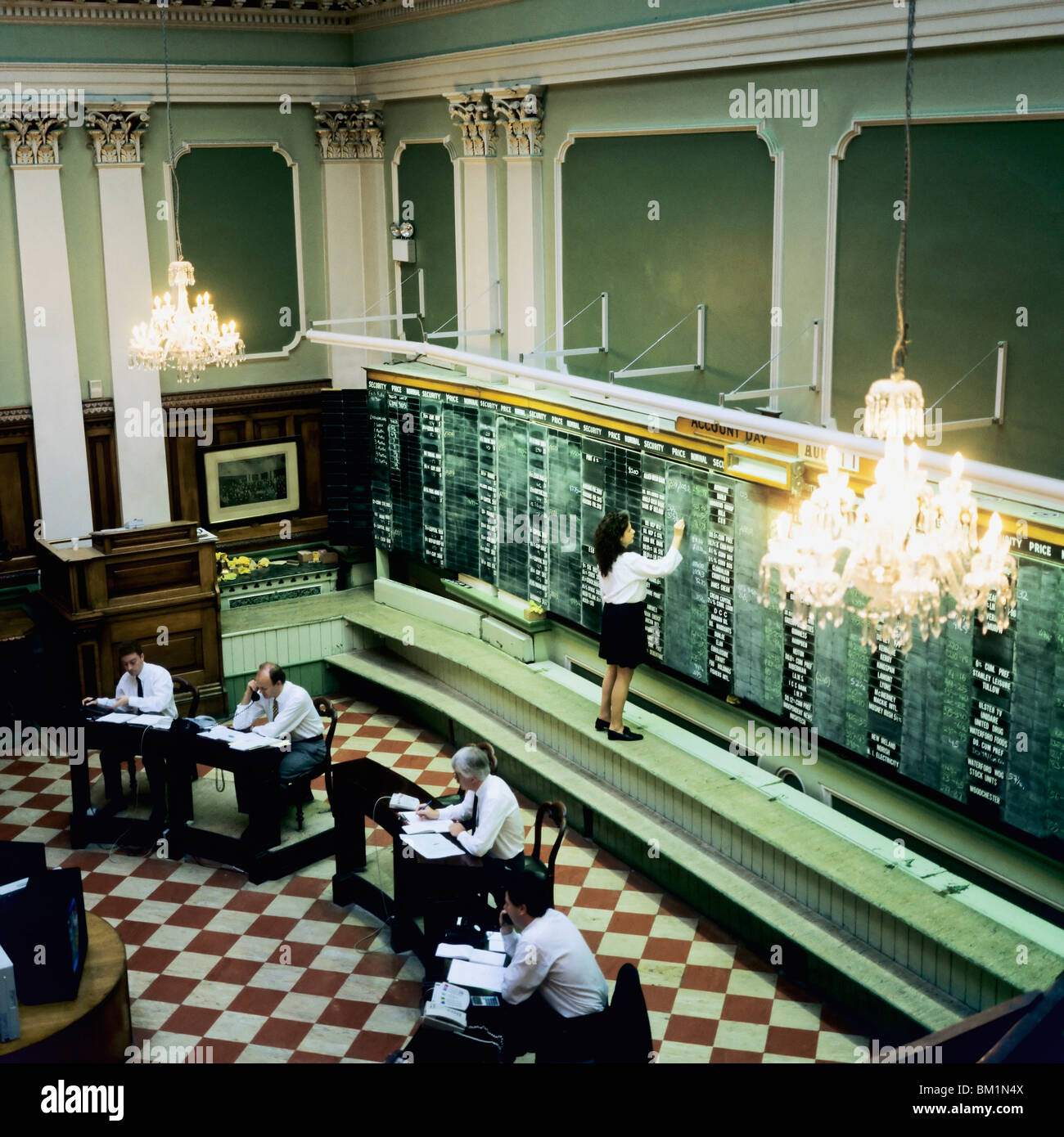 Dublin stock exchange hi-res stock photography and images - Alamy