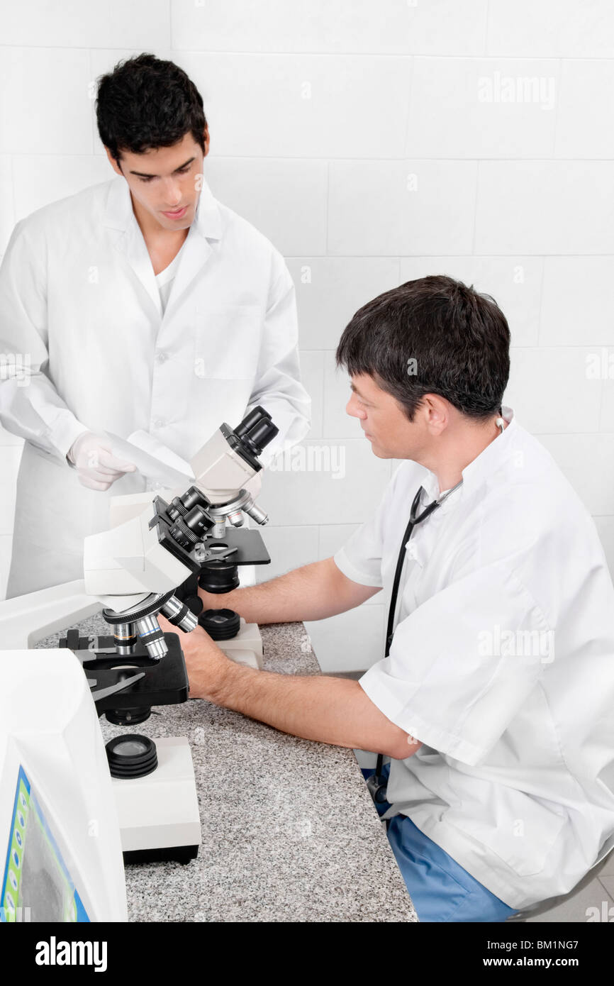 Marble microscope hi-res stock photography and images - Alamy