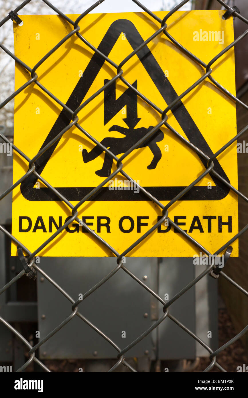 Electricity substation warning sign hi-res stock photography and images ...