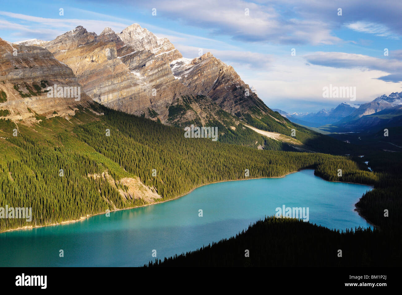 Banff national park unesco world heritage site hi-res stock photography ...