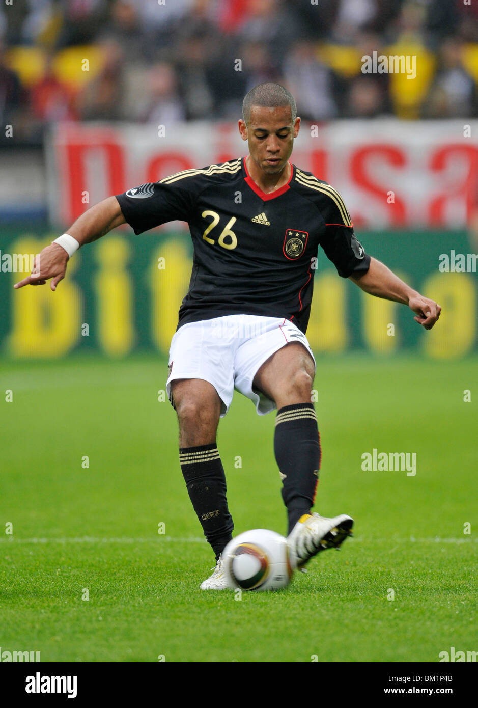 German national football player Dennis AOGO Stock Photo - Alamy