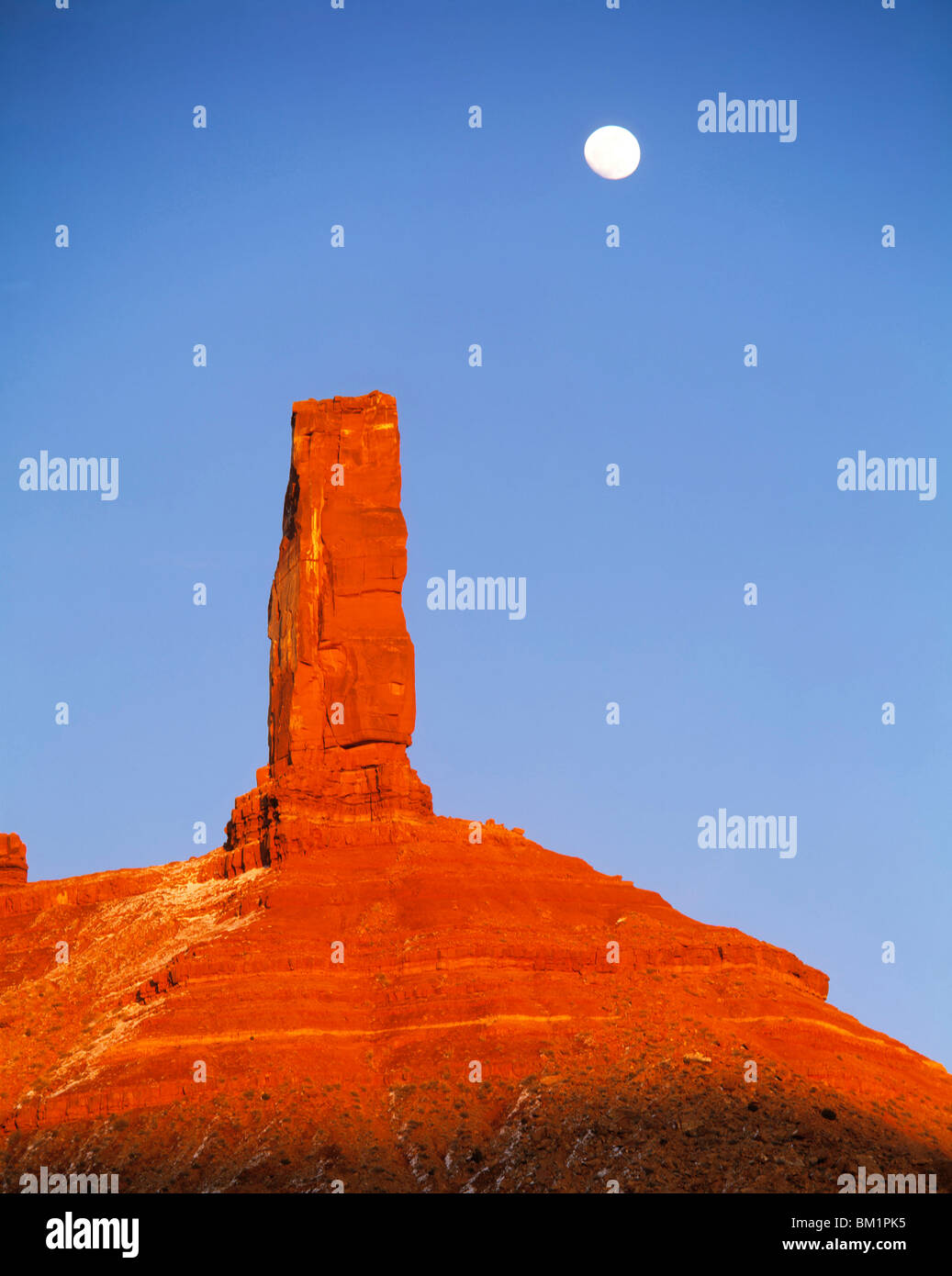 Pinnacles spires sandstone moab moon hi-res stock photography and ...