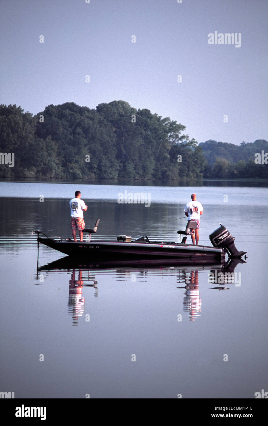 Fishing on Wheeler Reservoir Stock Photo - Alamy