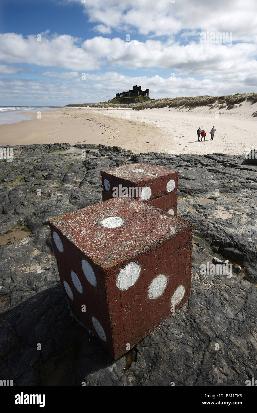 Two giant concrete blocks hi-res stock photography and images - Alamy