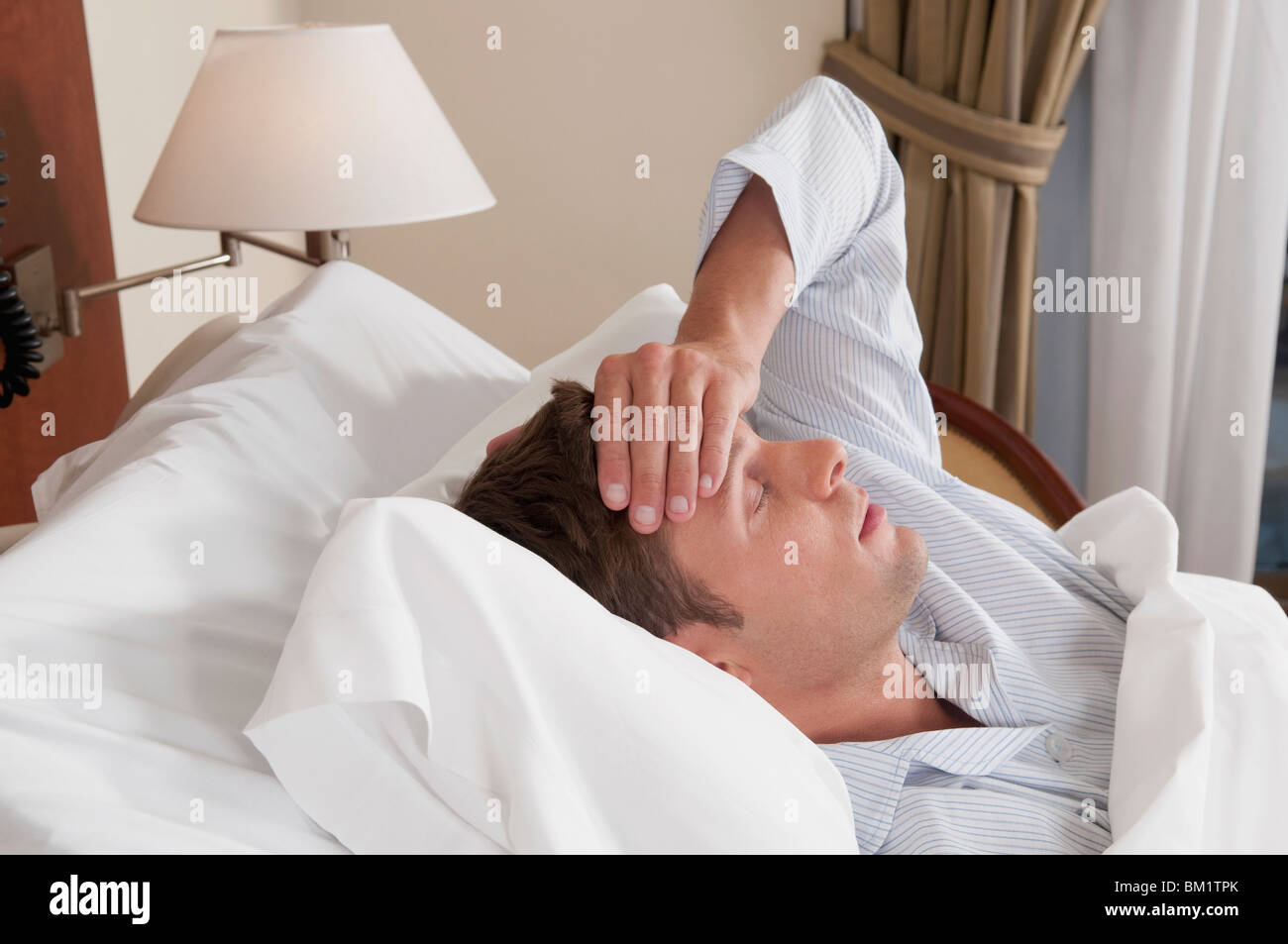 Man hospital bed hi-res stock photography and images - Alamy
