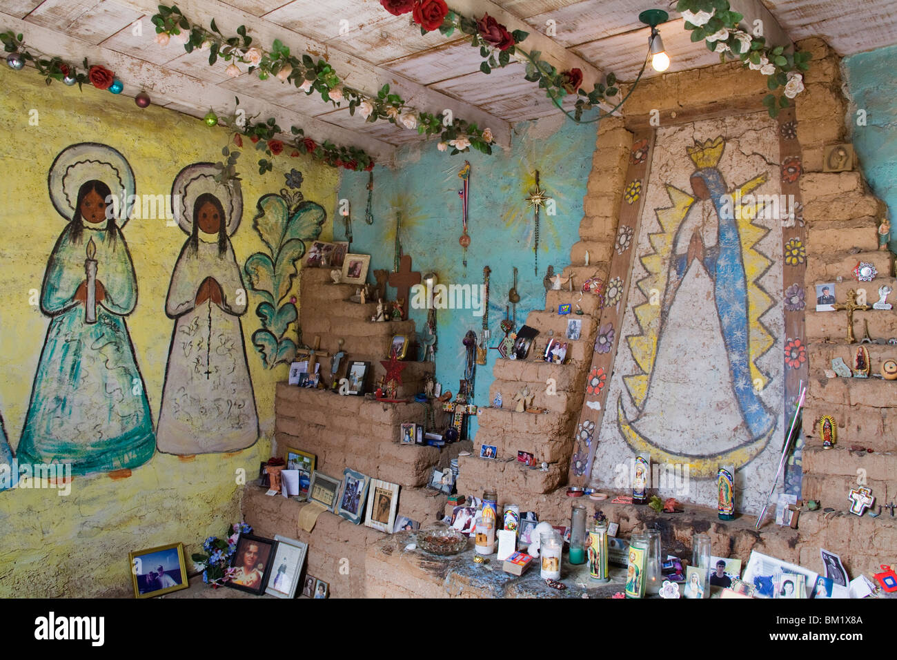 Adobe Mission interior, De Grazia Gallery in the Sun, Tucson, Arizona ...