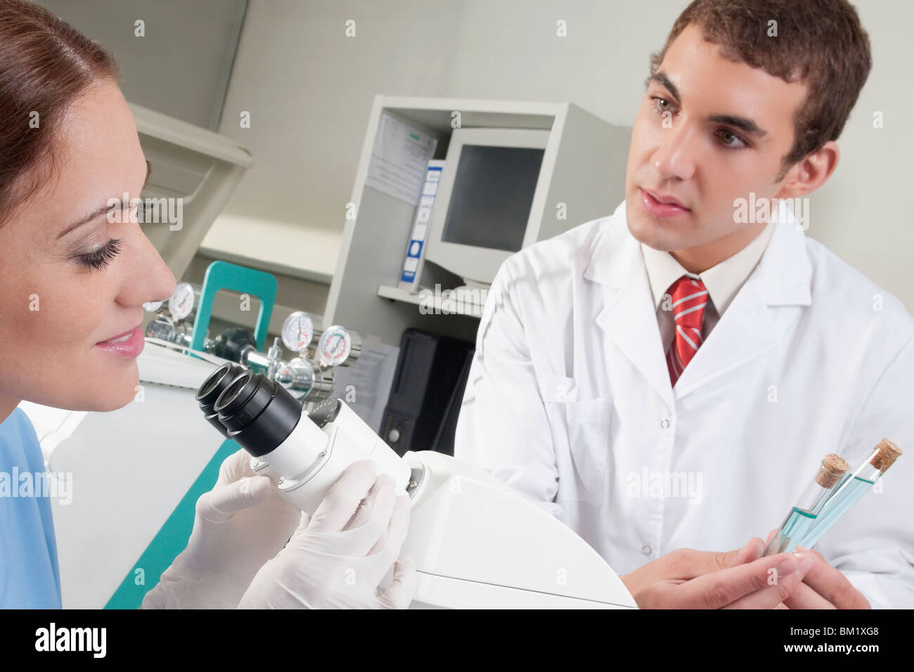Technicians in a laboratory hi-res stock photography and images - Alamy