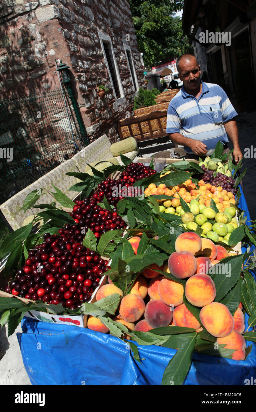 Selection of fresh fruit hi-res stock photography and images - Alamy