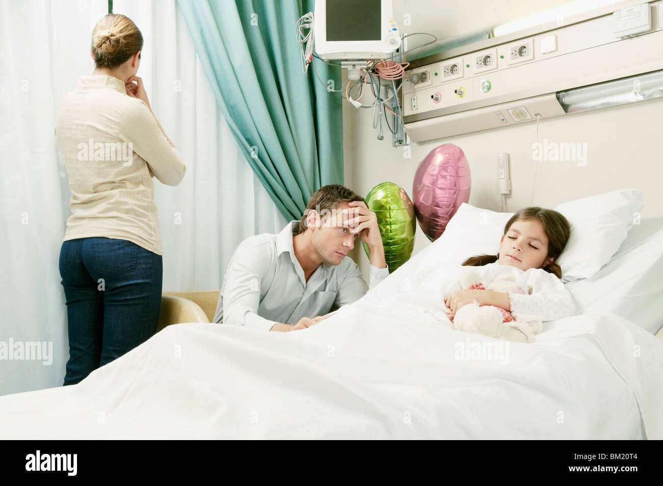 Little Girl In Hospital Bed Talking To Her Dad at John Ferres blog