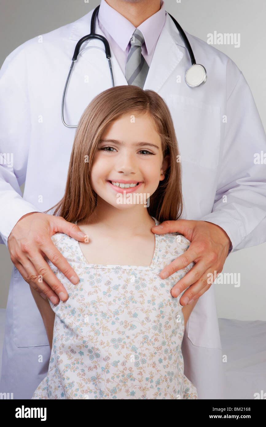 Tween doctor hi-res stock photography and images - Alamy