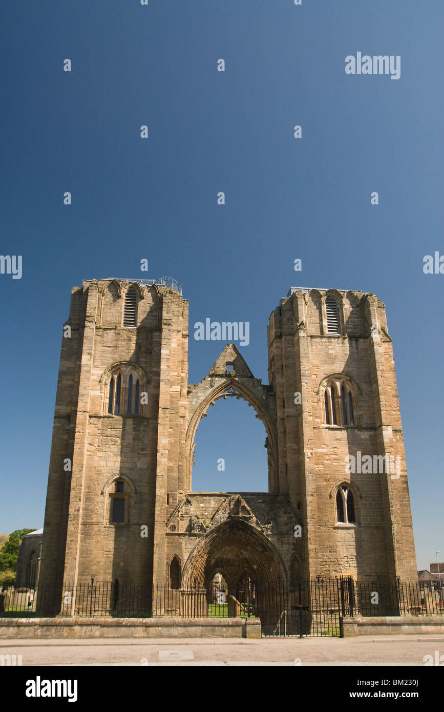 Elgin scotland people hi-res stock photography and images - Alamy