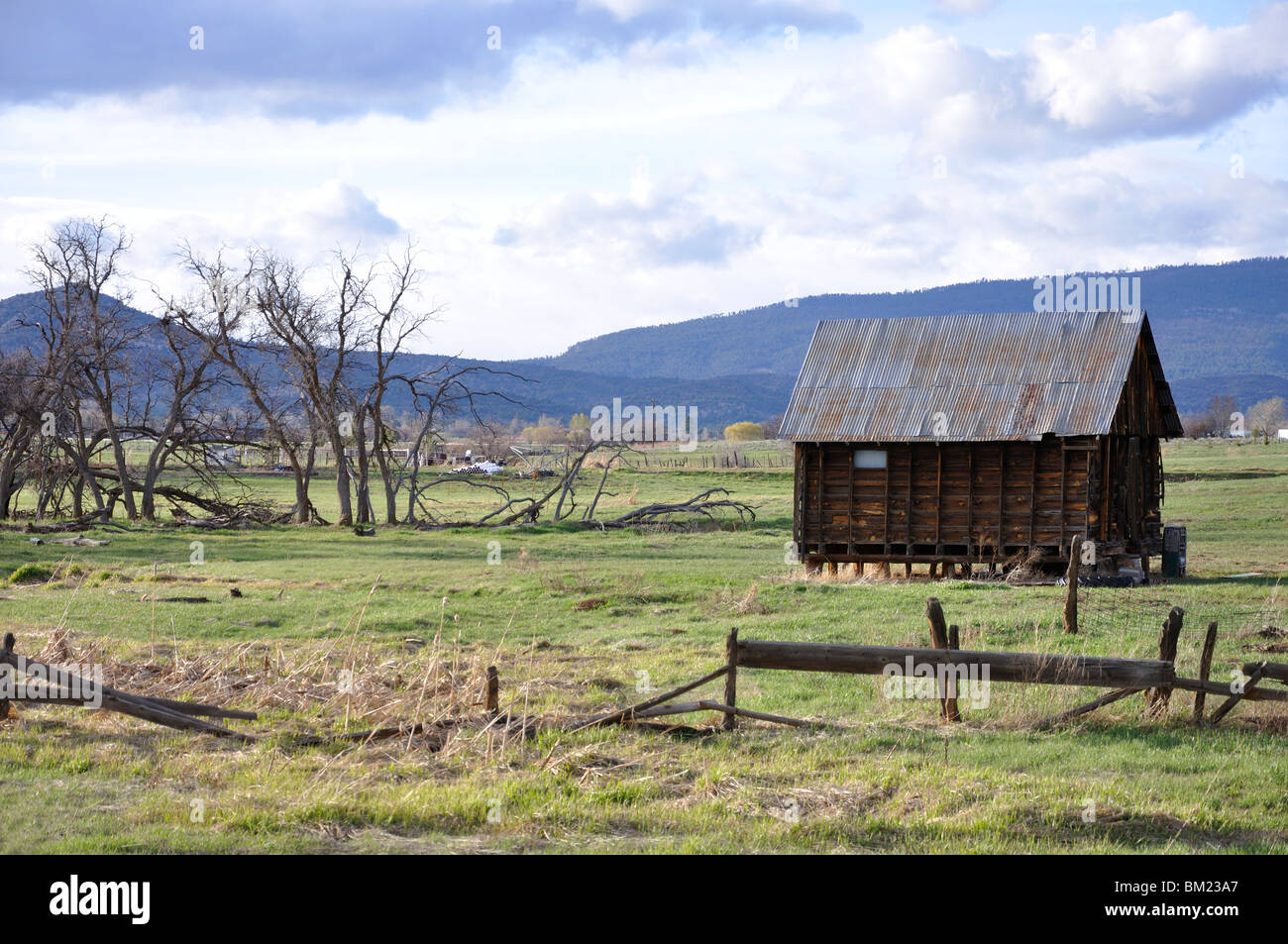 Old barn, Colorado landscape, USA Stock Photo - Alamy