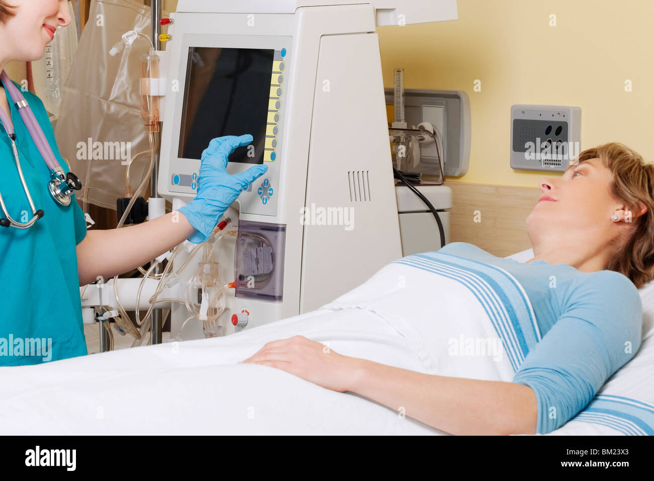 Cardiac monitor hi-res stock photography and images - Alamy