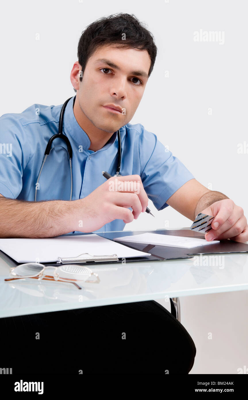 Prescription pad writing hi-res stock photography and images - Alamy