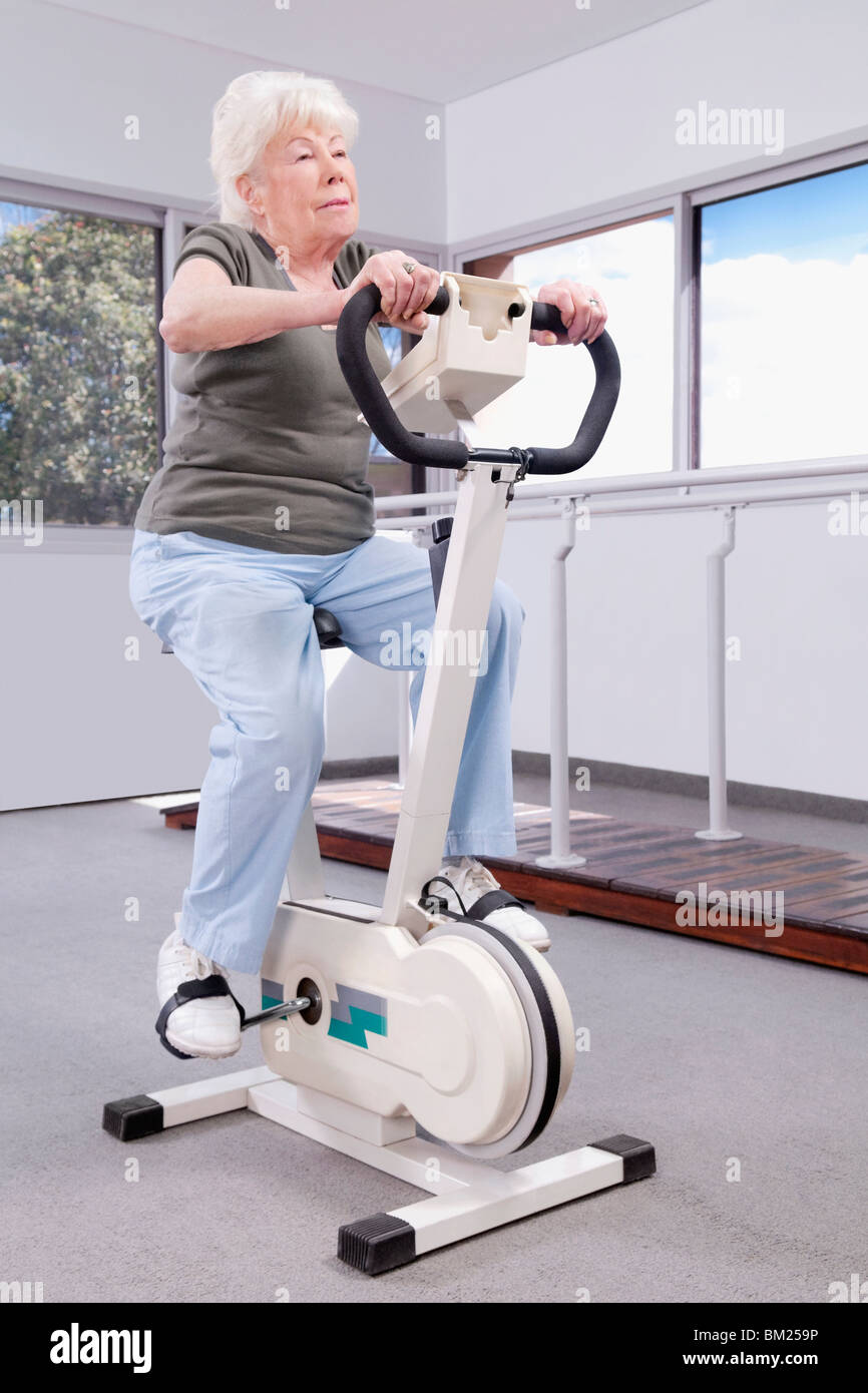 Exercise bike hi-res stock photography and images - Alamy